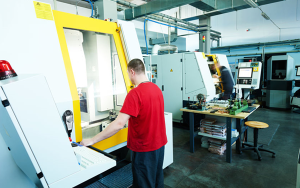 What are Industrial Observation Windows? - Custom & Architectural Glass ...